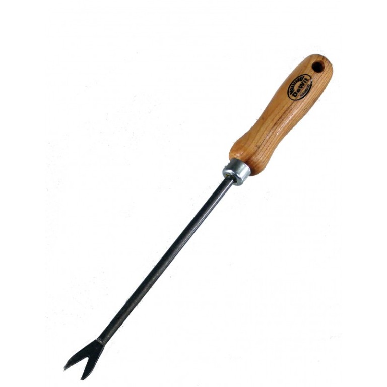 The Ultimate Dandelion Weeder? - Laidback Gardener